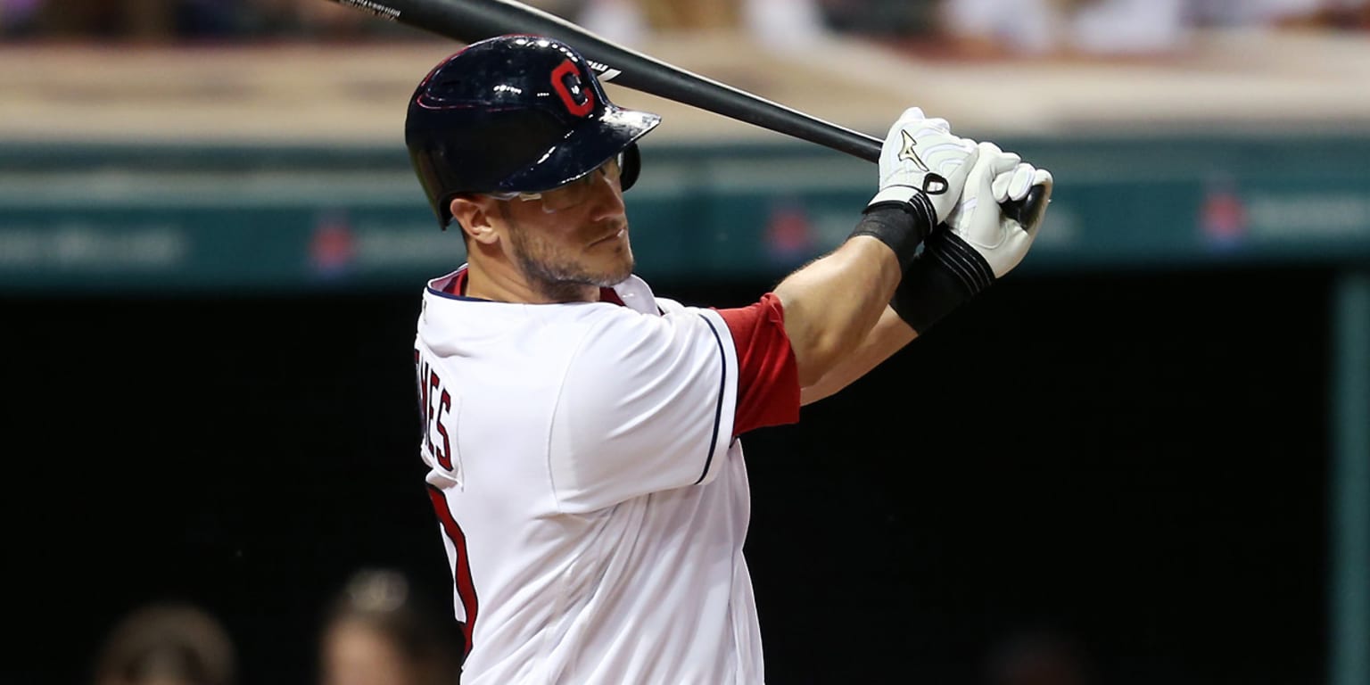Yan Gomes gives Indians first walk-off win