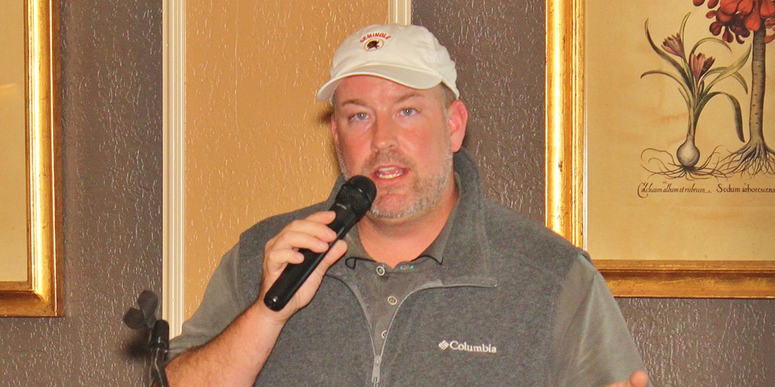 Cardinals' Dan McLaughlin helps community