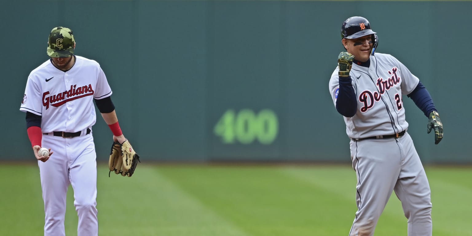 Miguel, Báez claves en victoria de Tigres