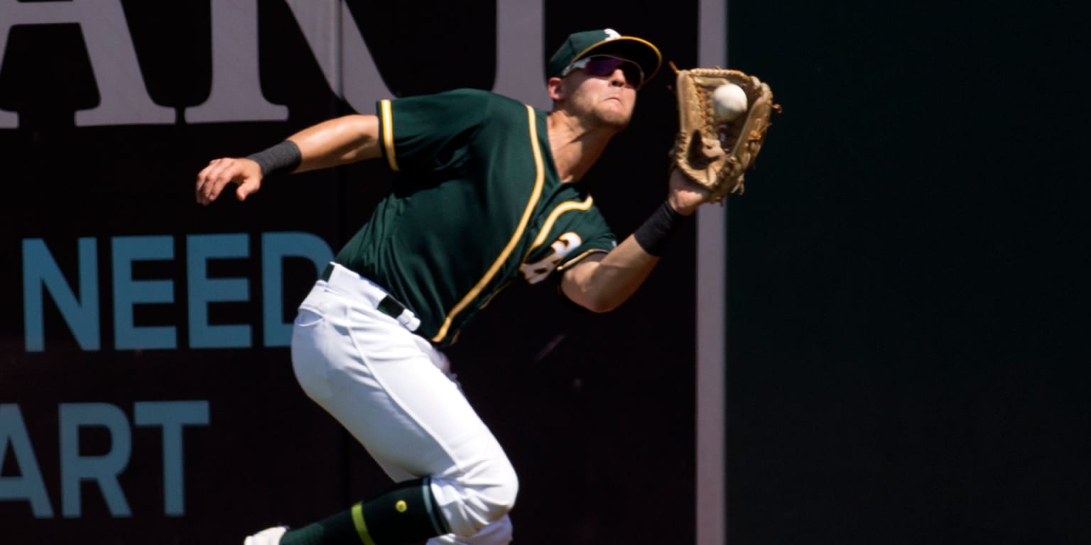 Chad Pinder returns, Franklin Barreto optioned