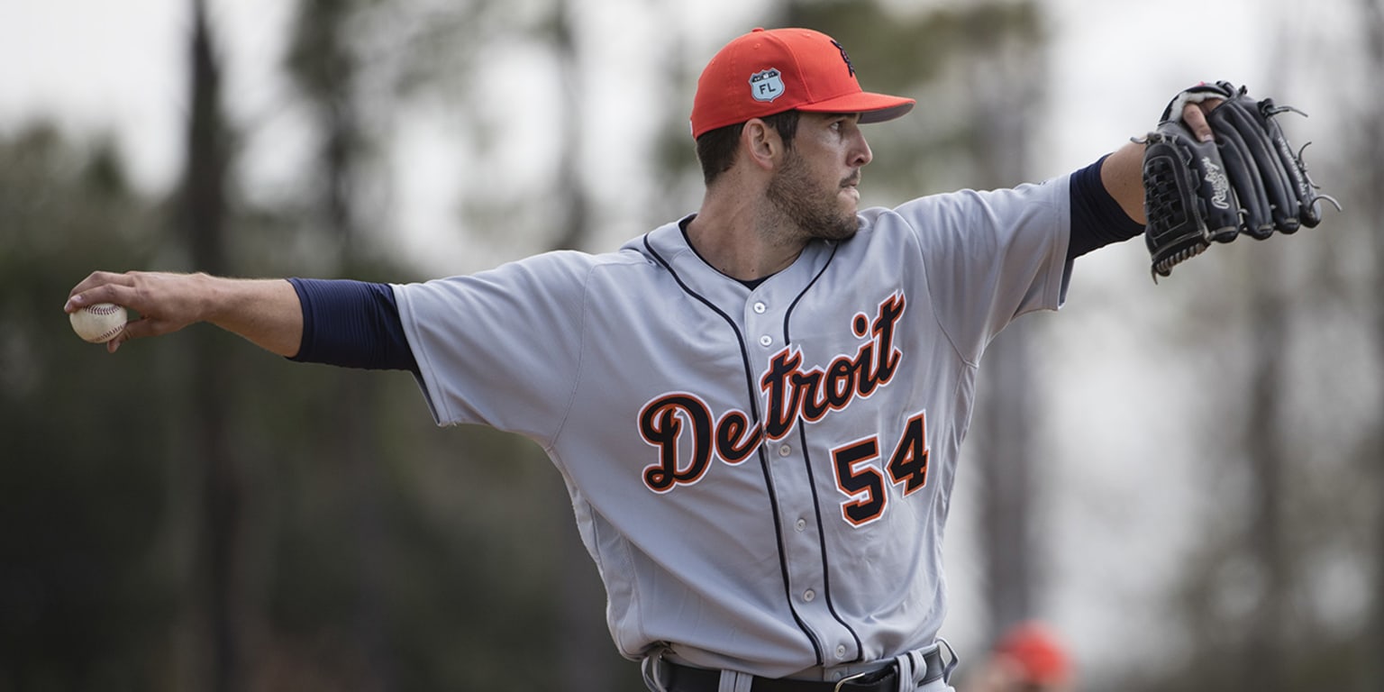 Tigers demote 3 pitchers to Minor Leagues