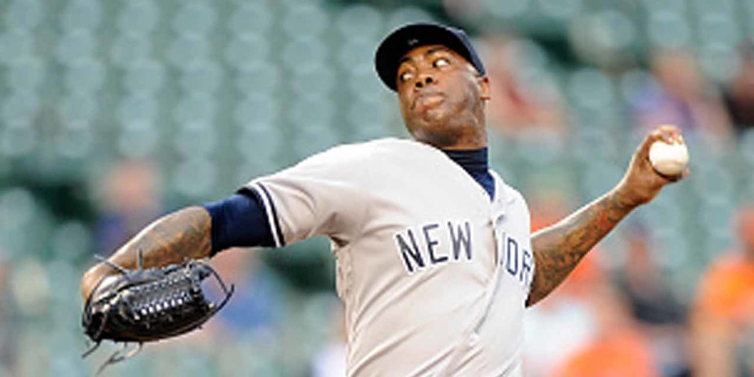 Cubs eyeing Aroldis Chapman, Andrew Miller