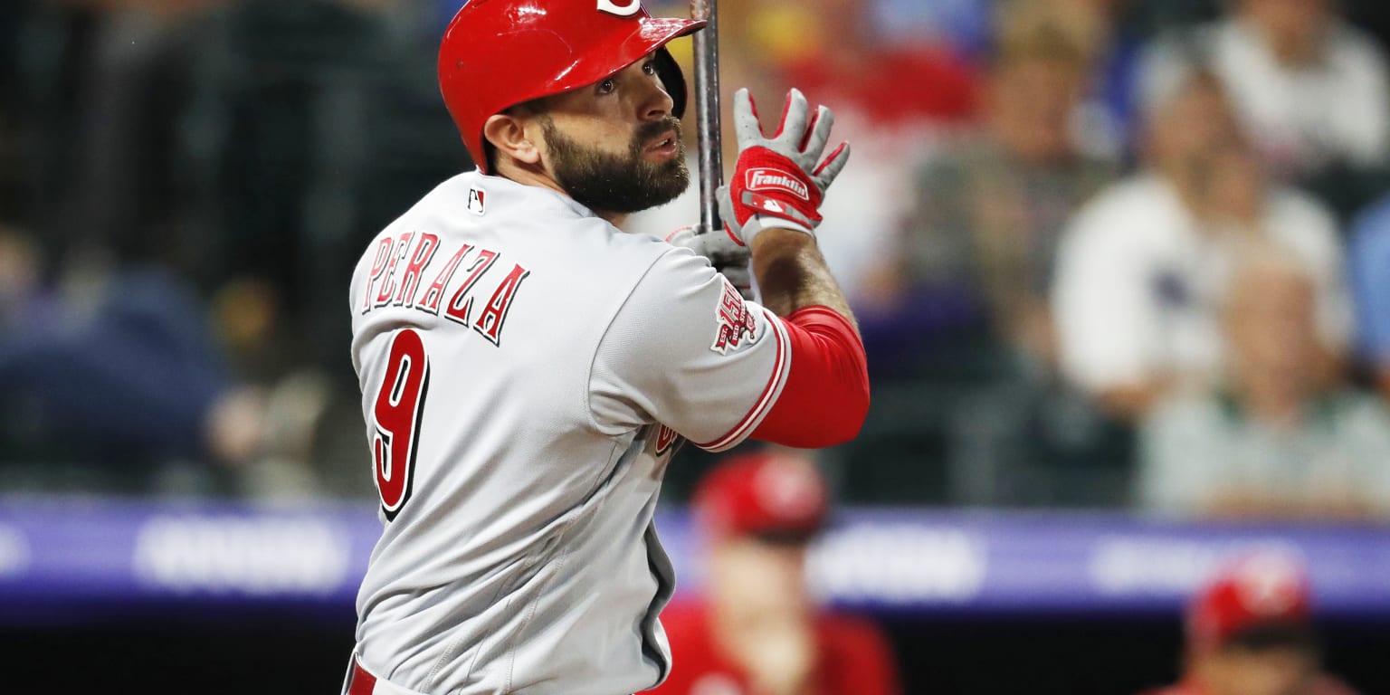 Jose Peraza has deal with Red Sox