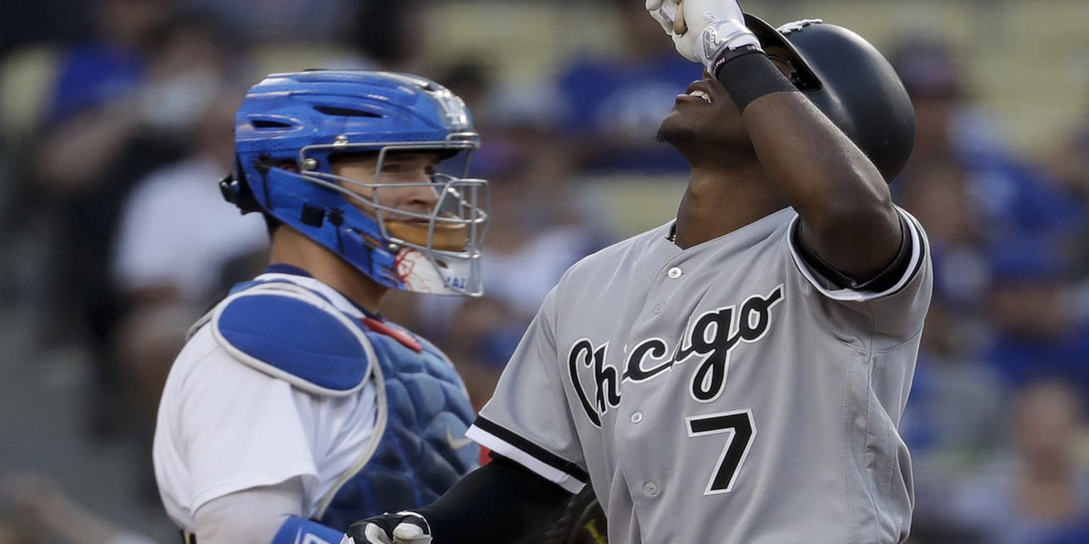 Tim Anderson hits leadoff homer vs. Dodgers