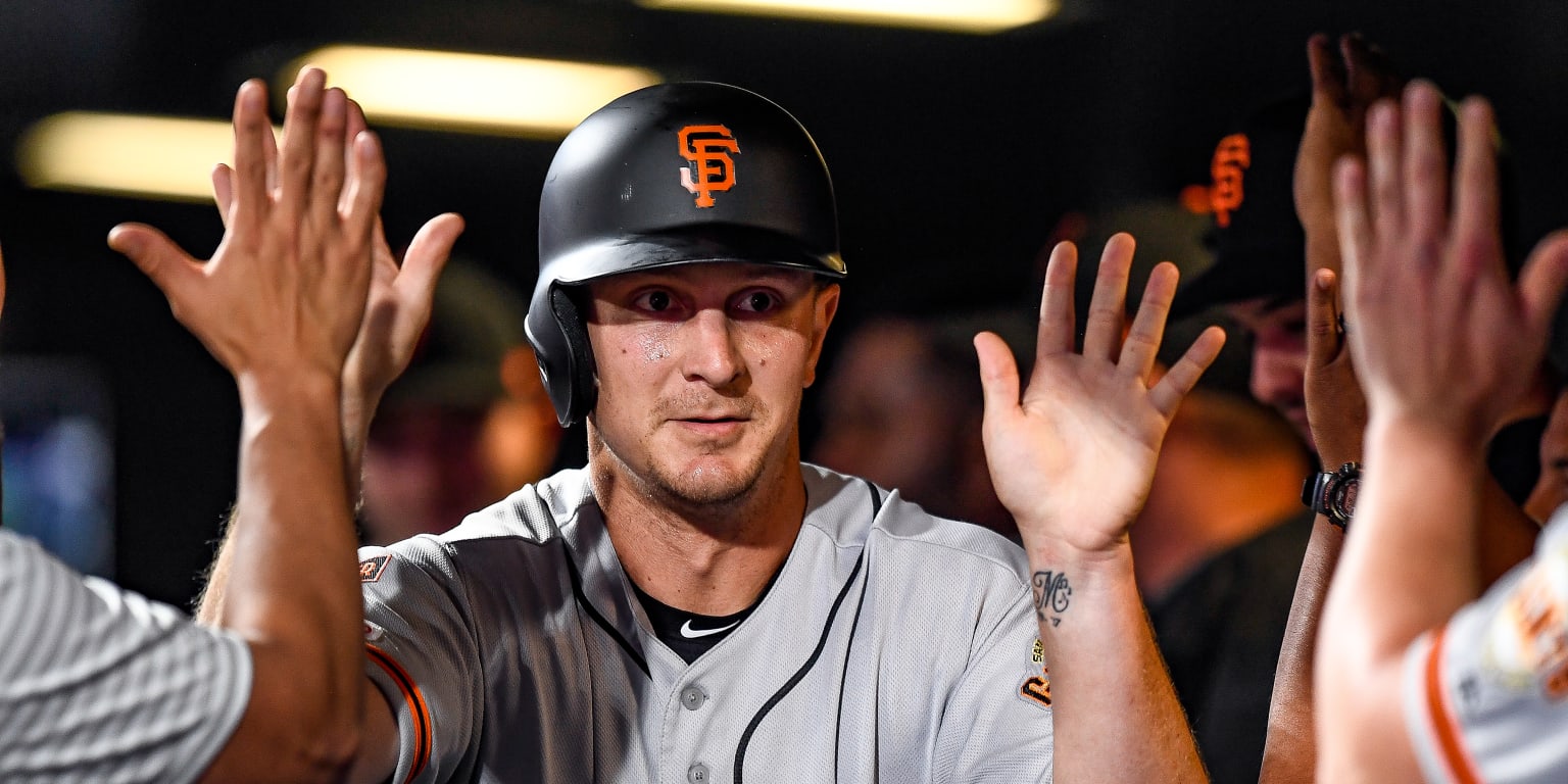 Alex Dickerson hits go-ahead single in 10th inning