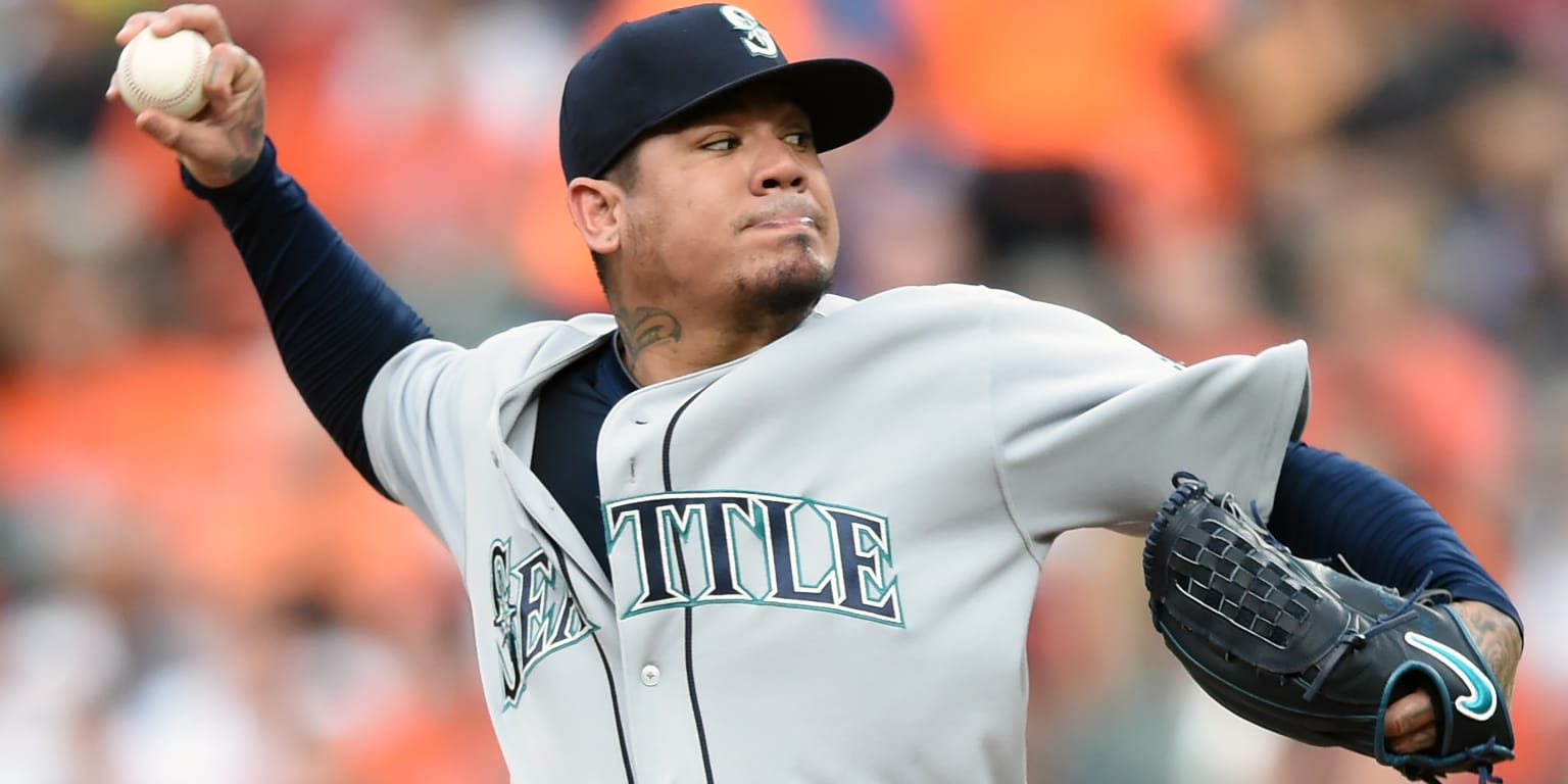 Felix Hernandez pitches strong, beats Orioles