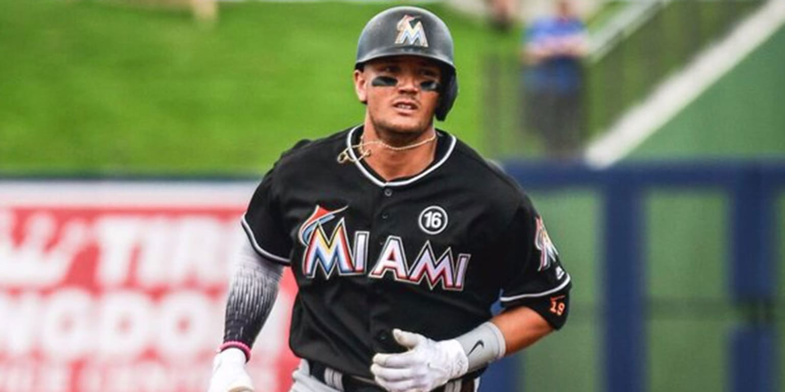 Marlins Miguel Rojas offense improving