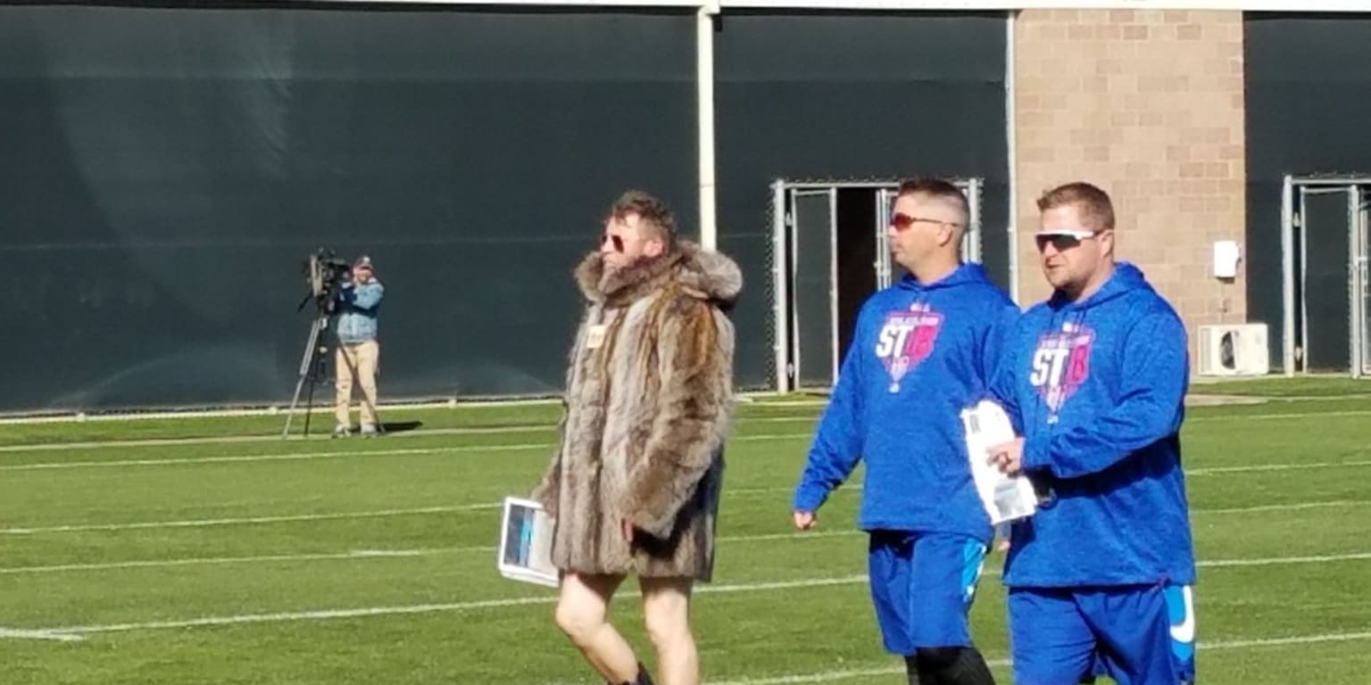 Cubs coach Tim Buss added to his legacy of Spring Training stunts with ...