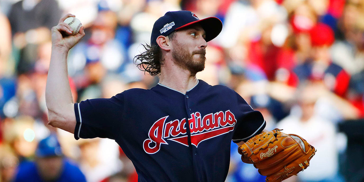 Josh Tomlin's curveball-heavy approach works
