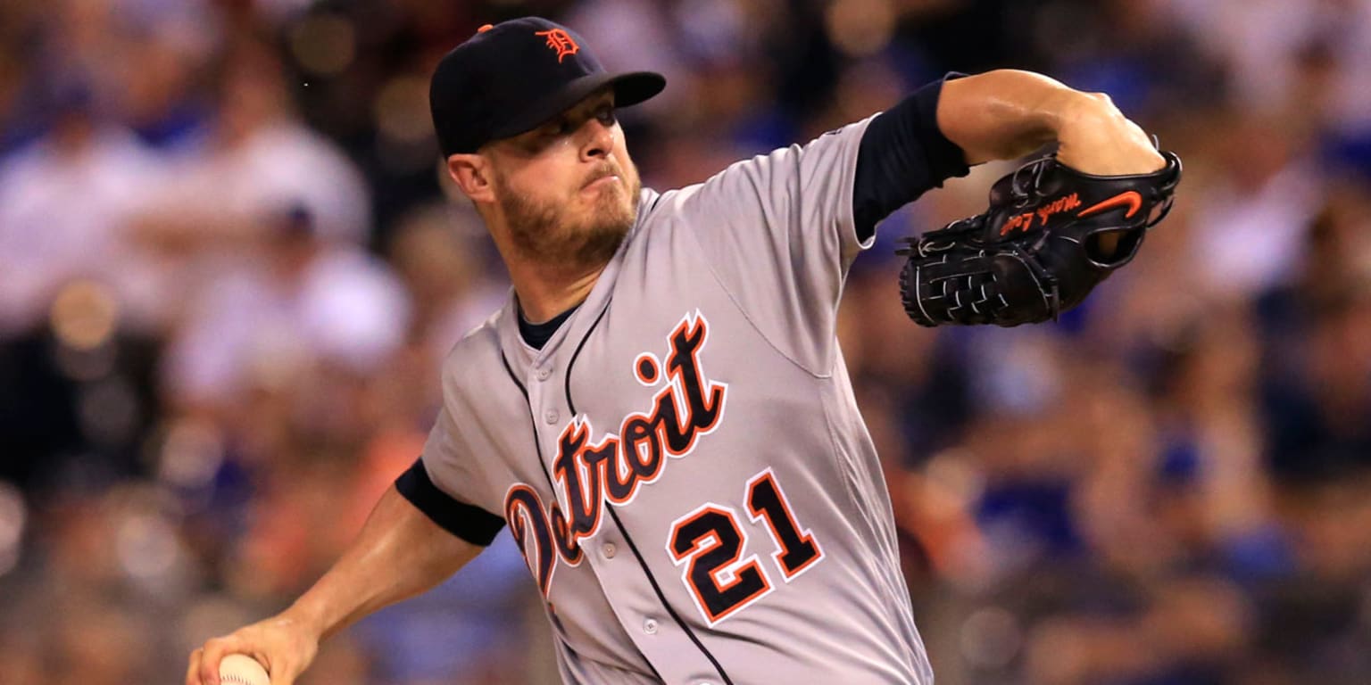 Tigers' Mark Lowe looking to rebound in 2017