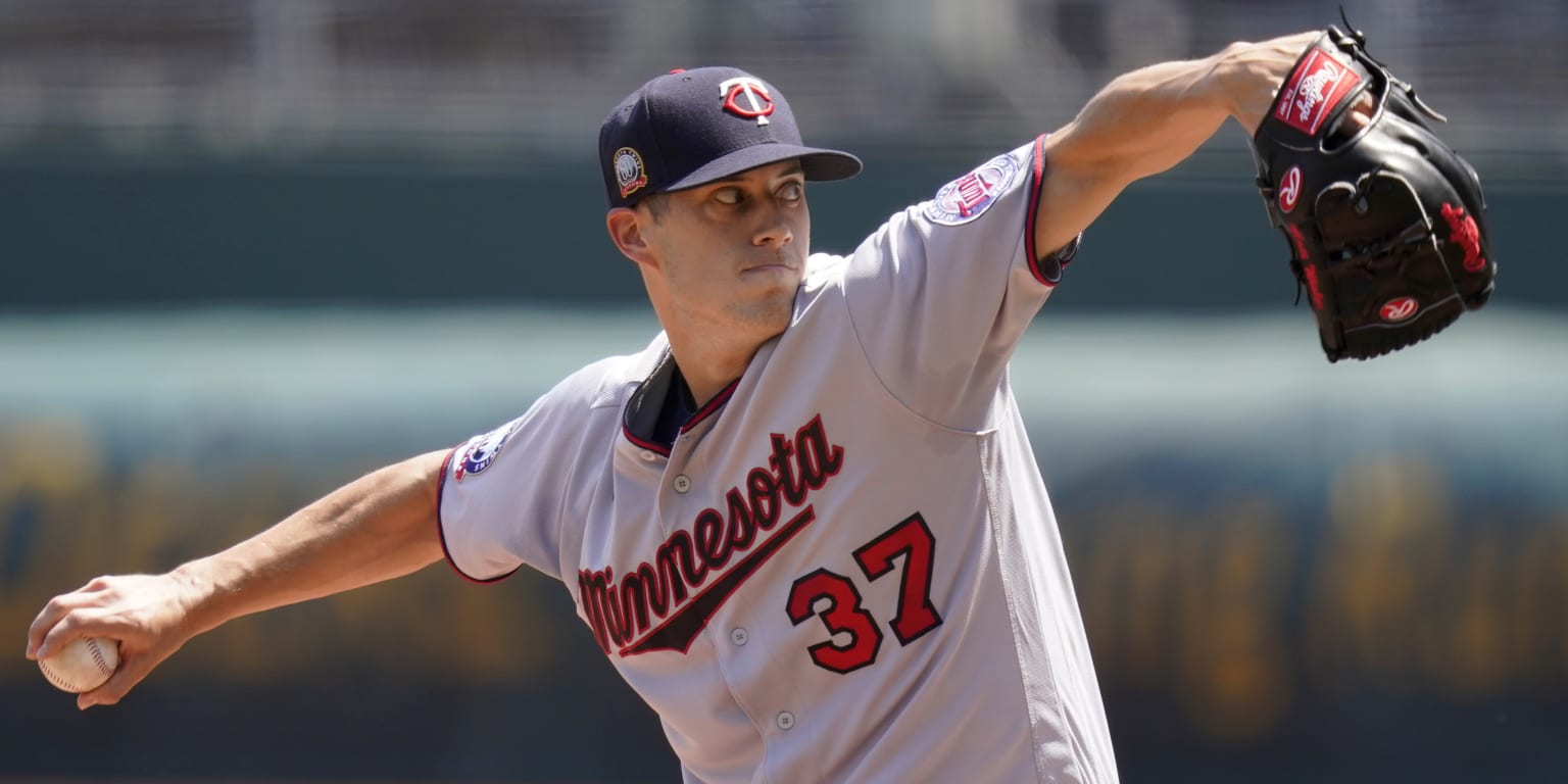 Matt Wisler, Giants deal