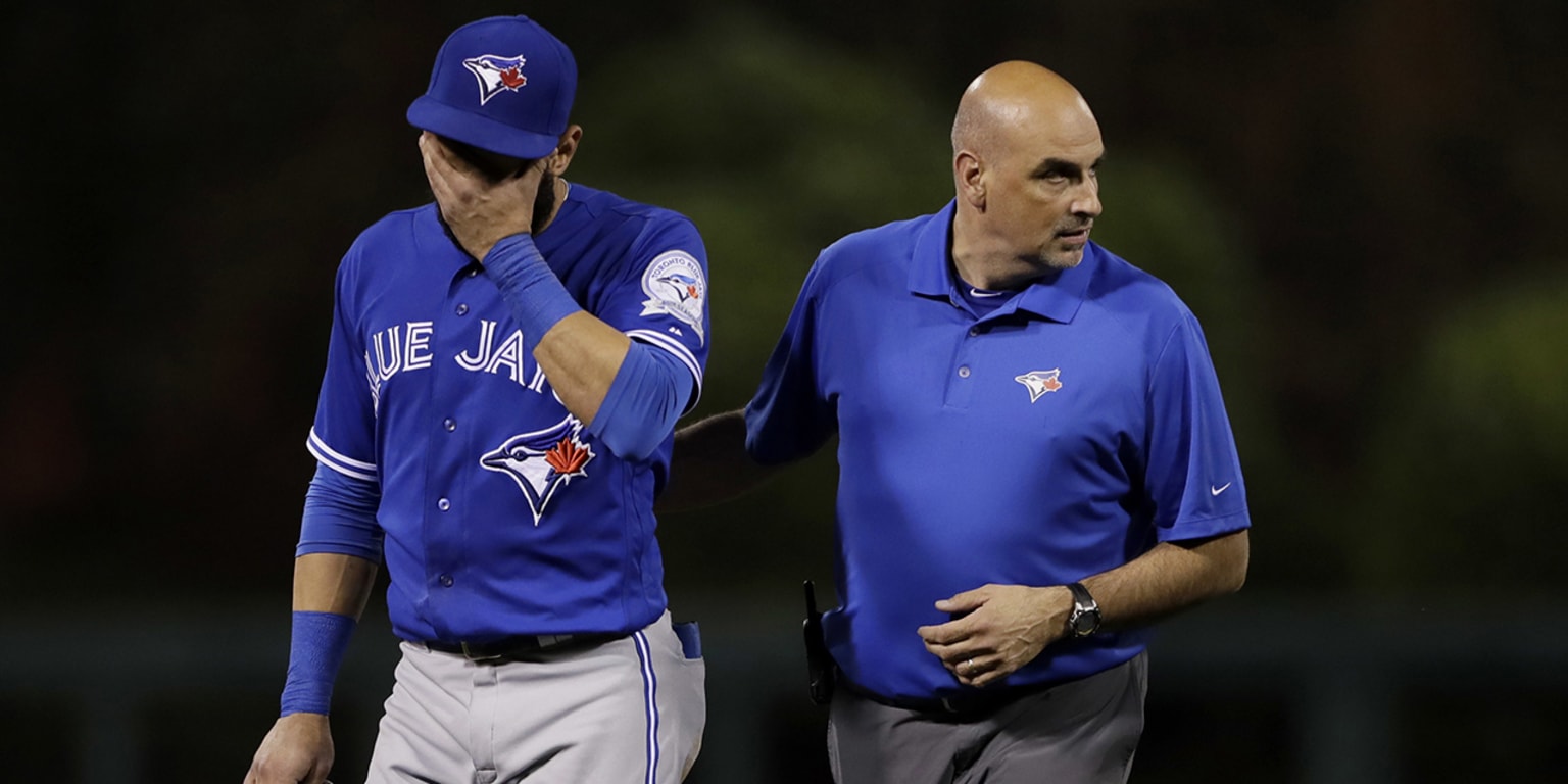 Jays Jose Bautista leaves game with injury