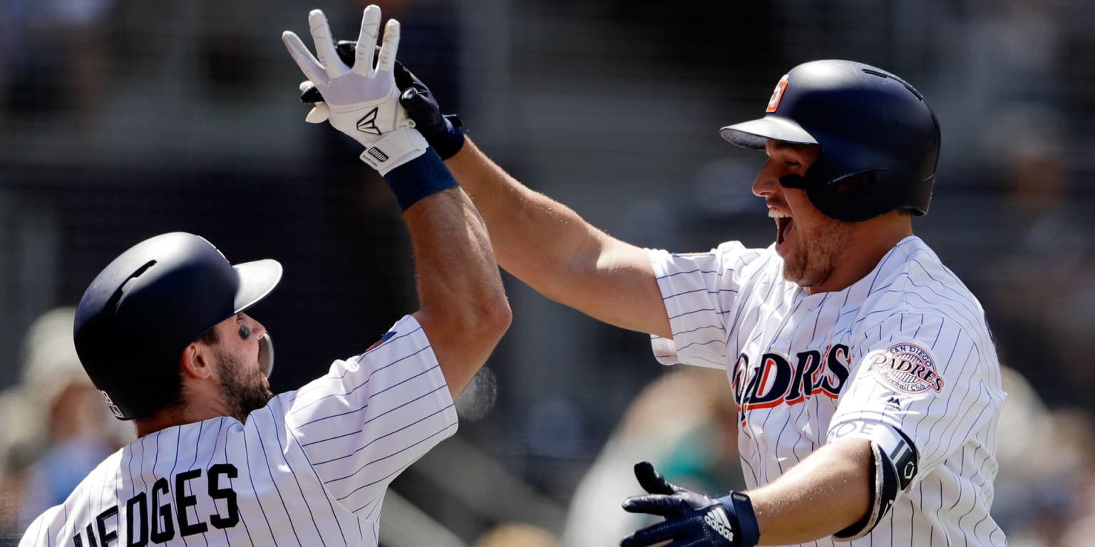 Padres' young bats lead way to victory