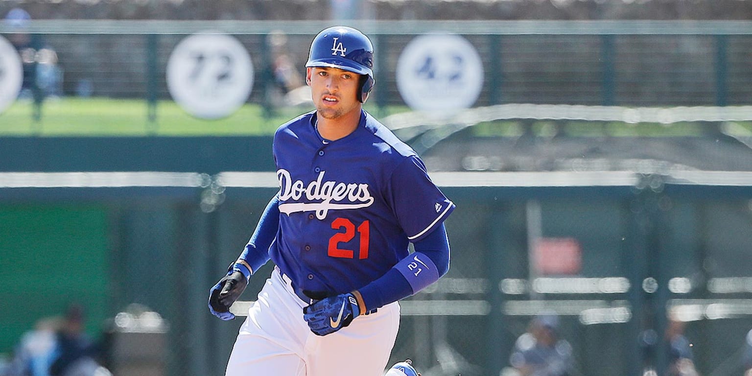 Thompson sparks Dodgers' big first vs. Brewers