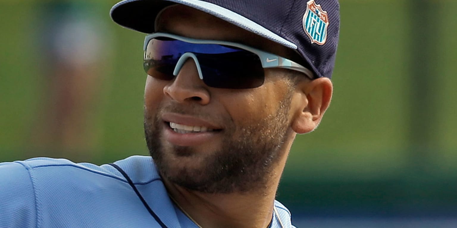Mets' James Loney arrives at Citi Field