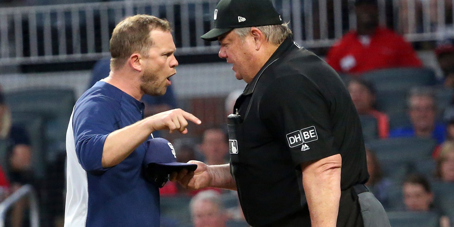 Andy Green tossed by Joe West in Atlanta
