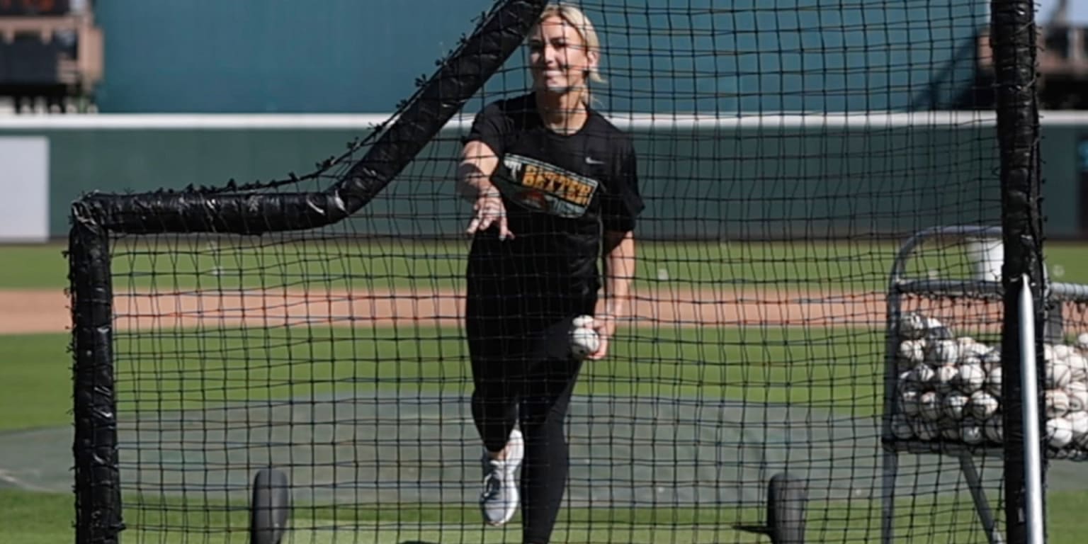 Caitlyn Callahan enfocada en trabajo como coach de Piratas