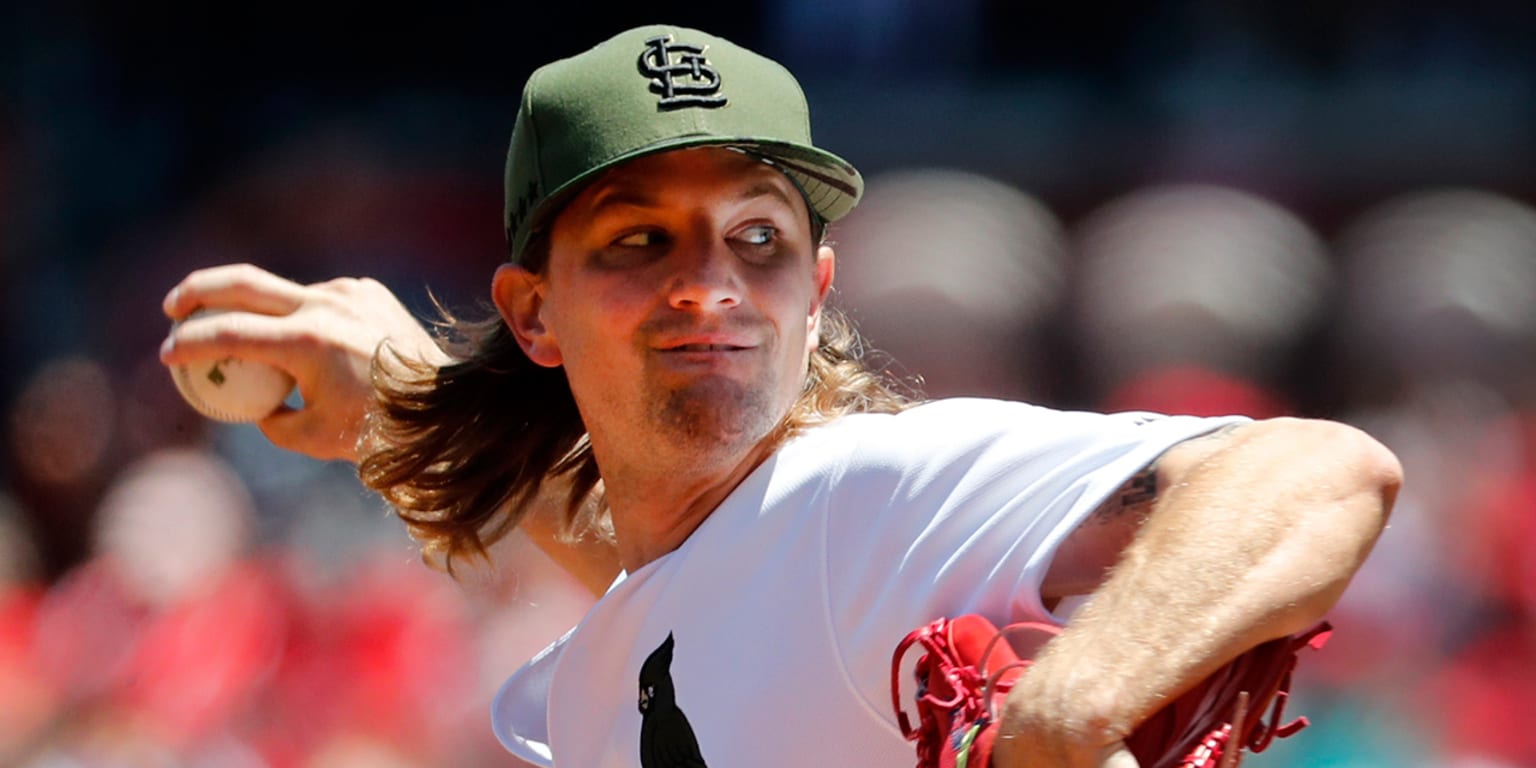 Mike Leake's quality start streak comes to end