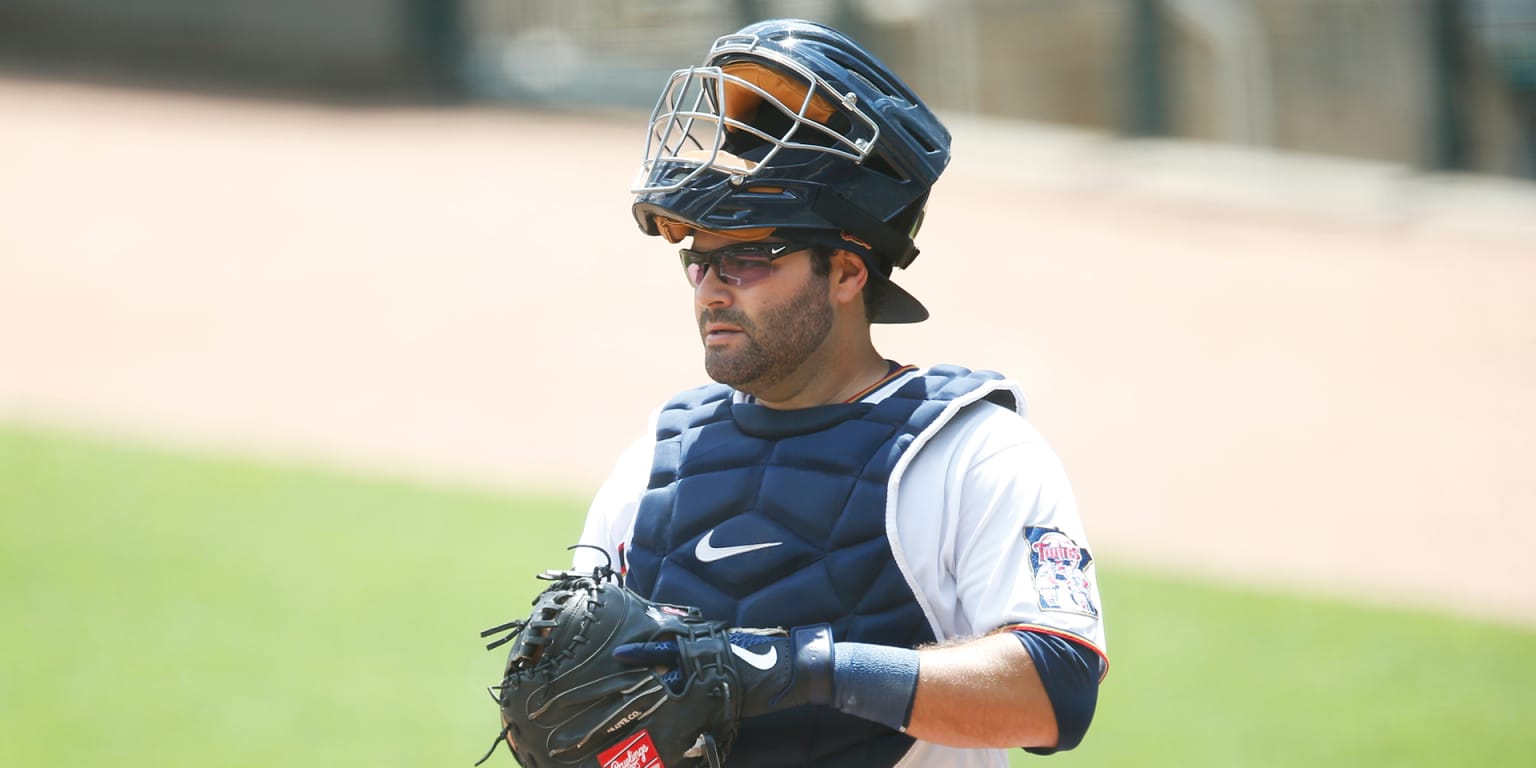 Alex Avila relishing Twins mentorship role