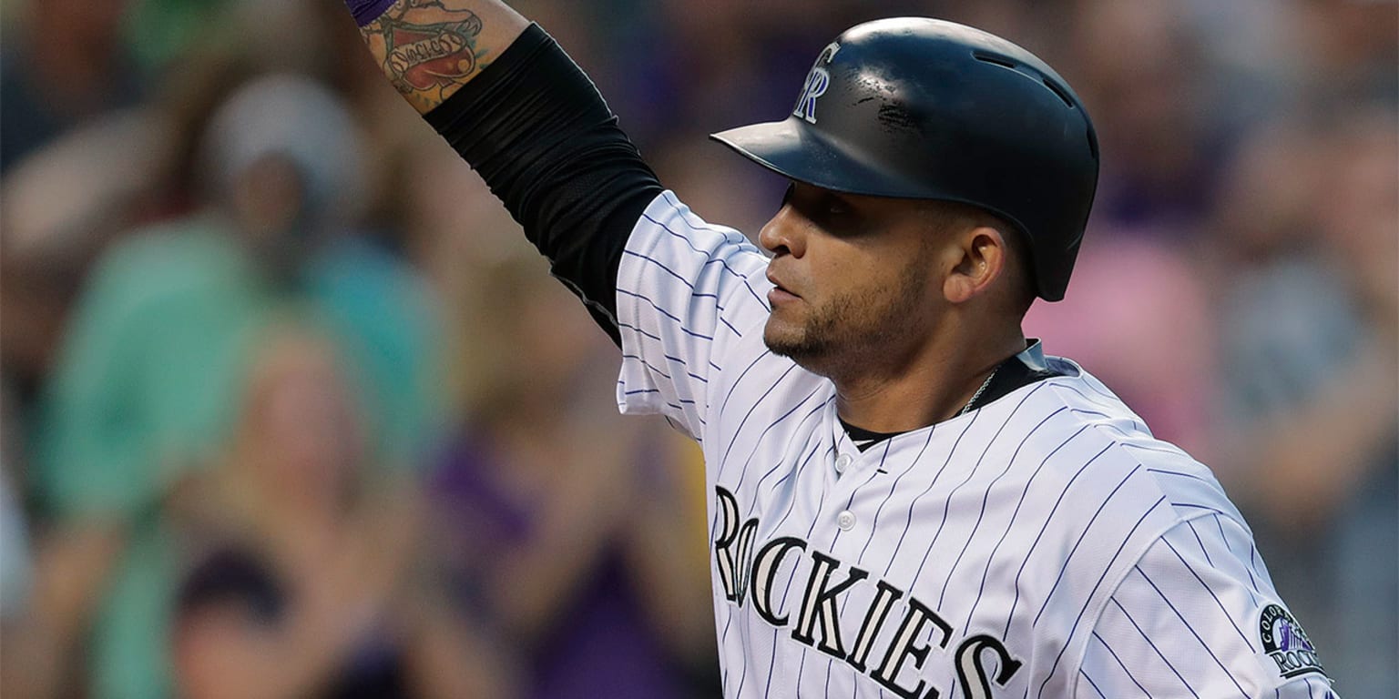 Rockies' Gerardo Parra heats up at first base