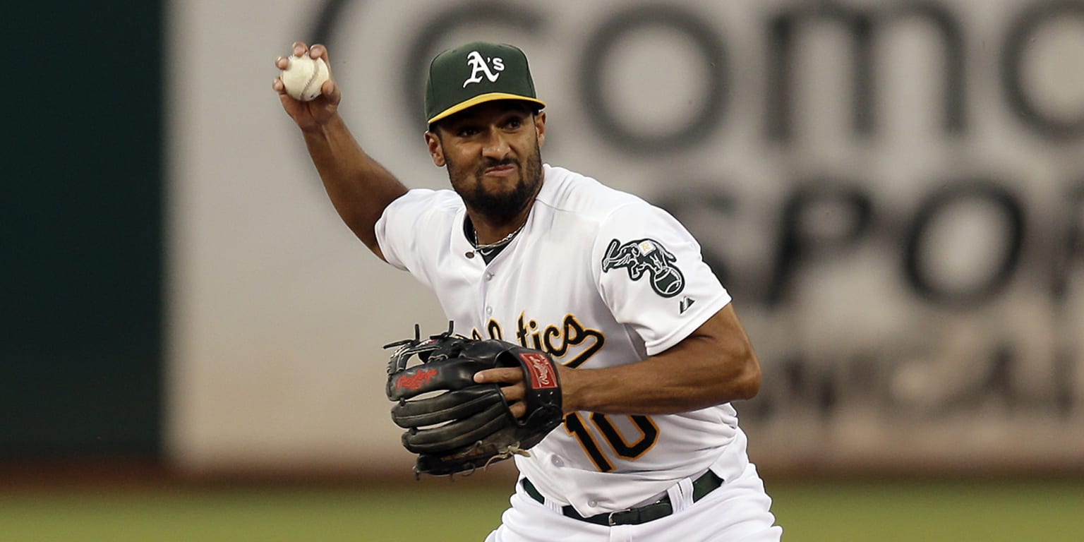 Marcus Semien back at shortstop for Athletics