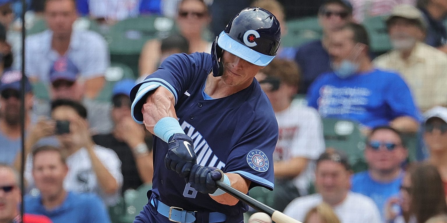 Greg Deichmann makes Major League debut for Cubs