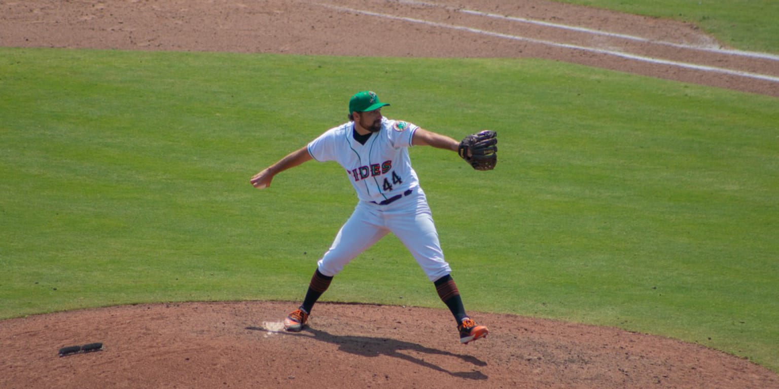 Mickey Jannis tosses five perfect relief innings in Triple-A loss