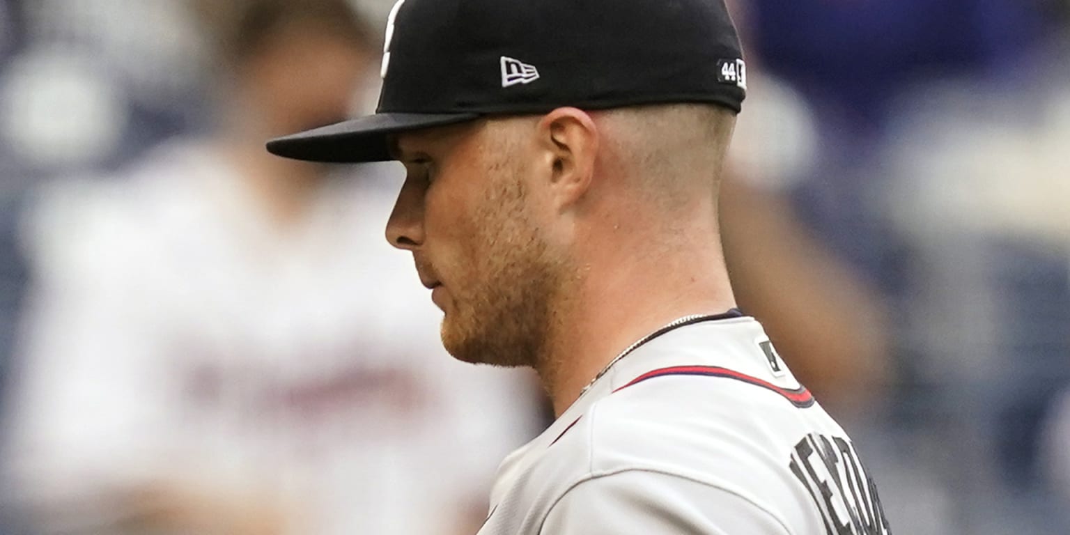 Braves activate Sean Newcomb from injury list