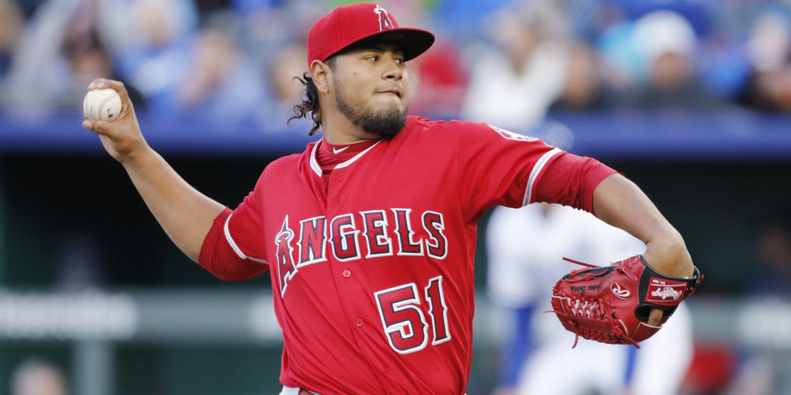 Angels' pitchers have rough night in KC