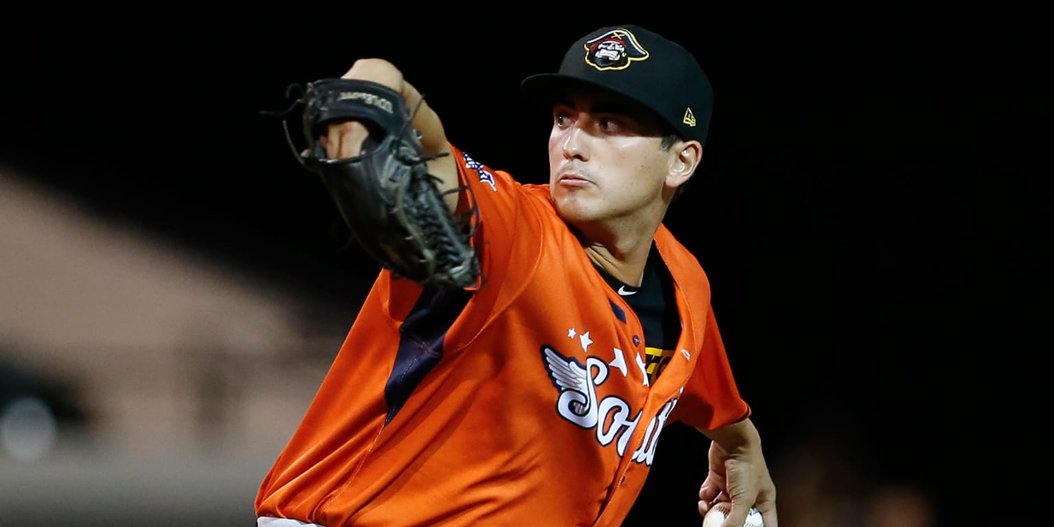 Mets trade Josh Smoker to Pirates for Zamora