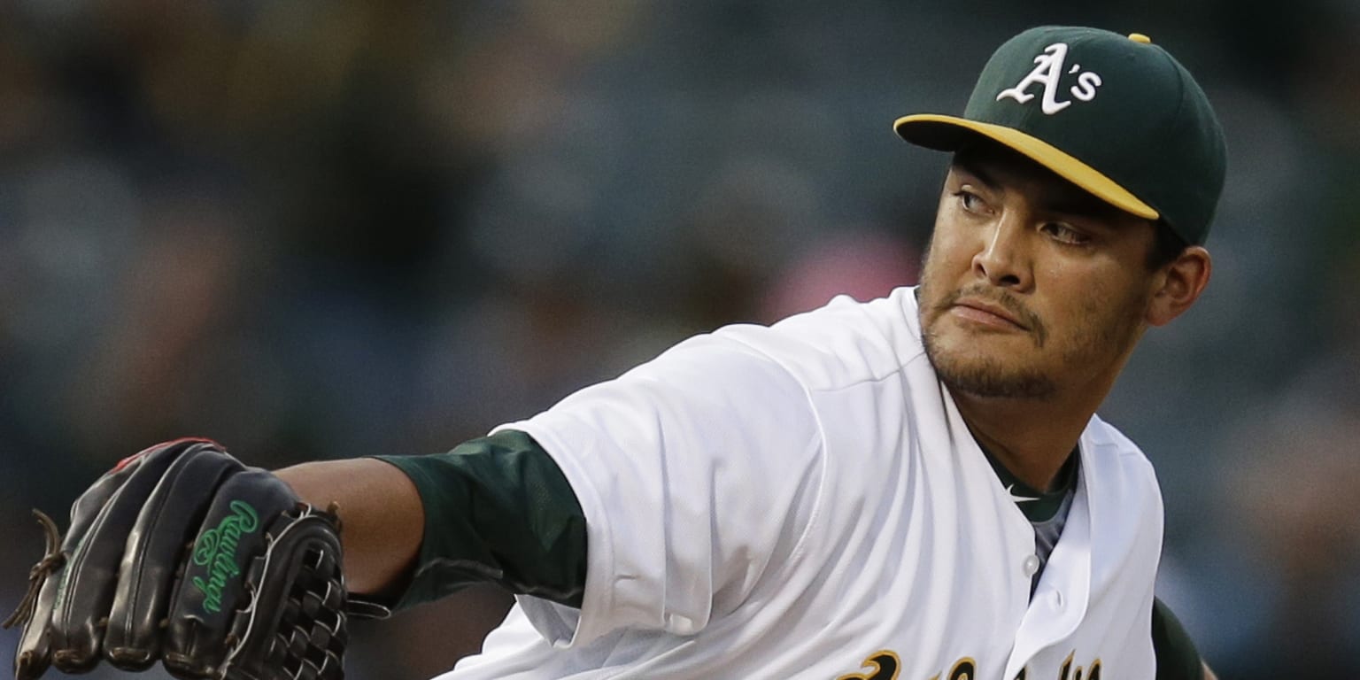 Athletics' Sean Manaea throws bullpen session