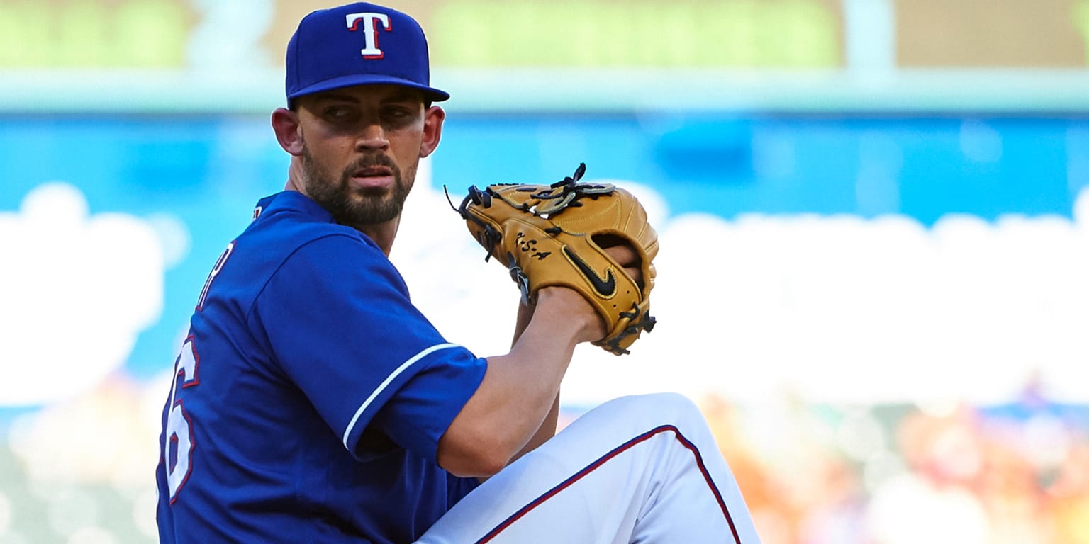 Mike Minor throws 7 strong innings in win