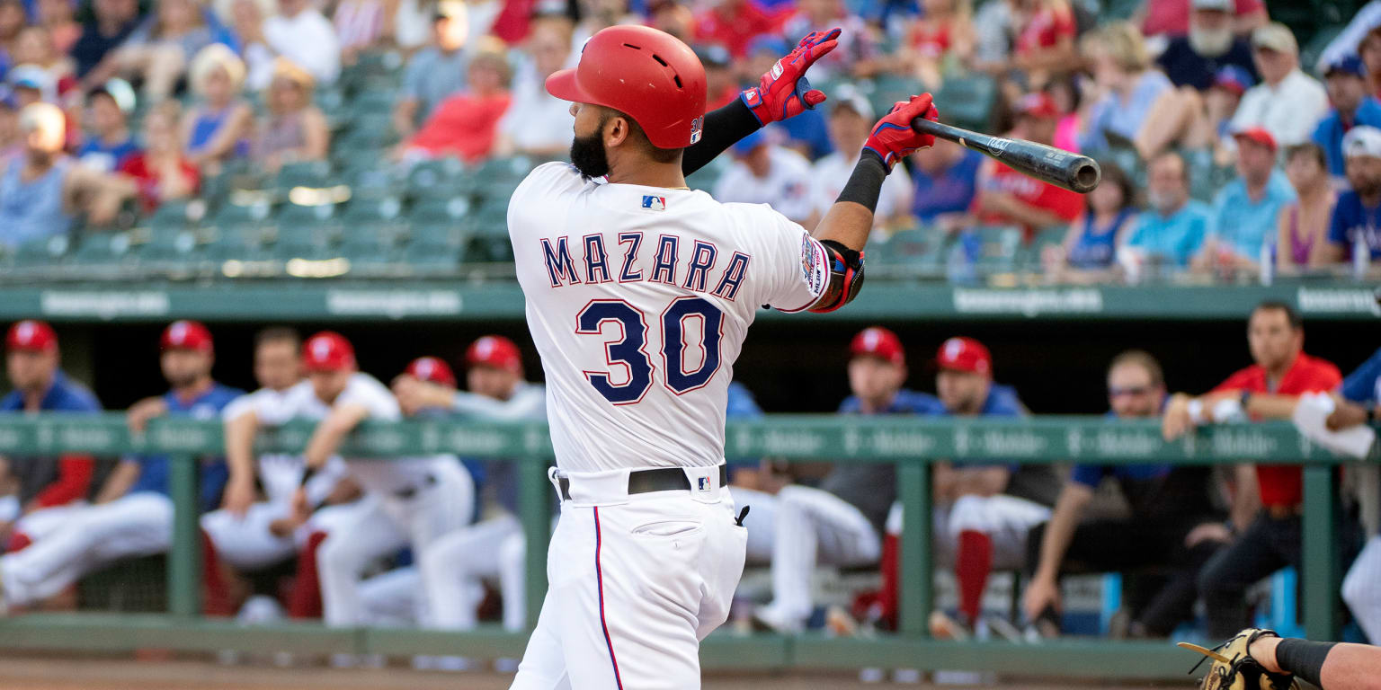 Nomar Mazara's homer goes 505 feet