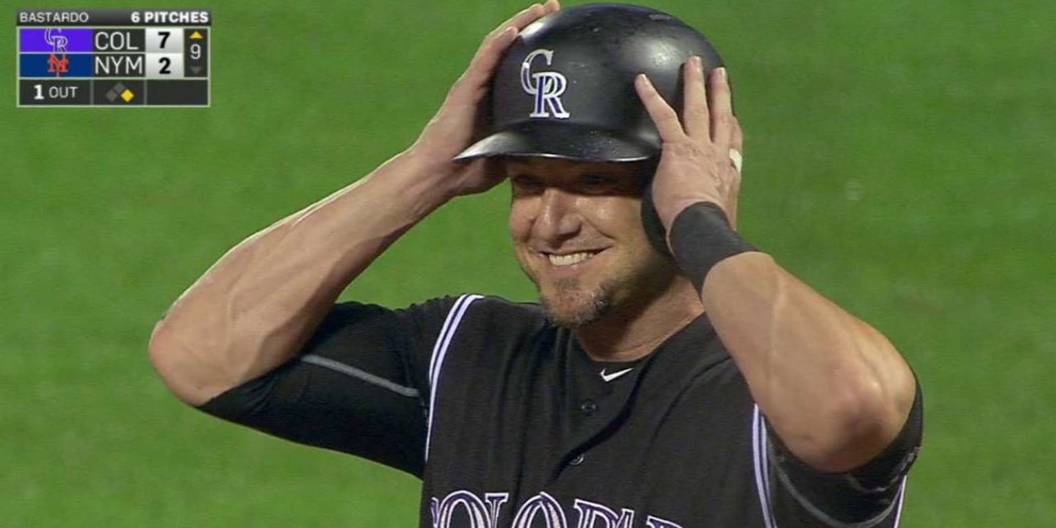 Ryan Raburn singles on a checked swing, proves you should always ...