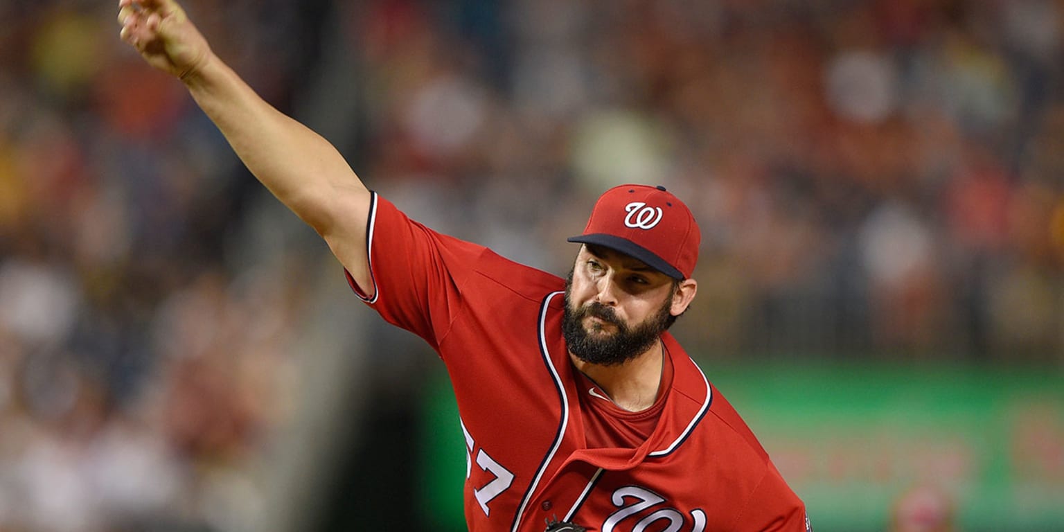 Tanner Roark shuts down Pirates for Nationals