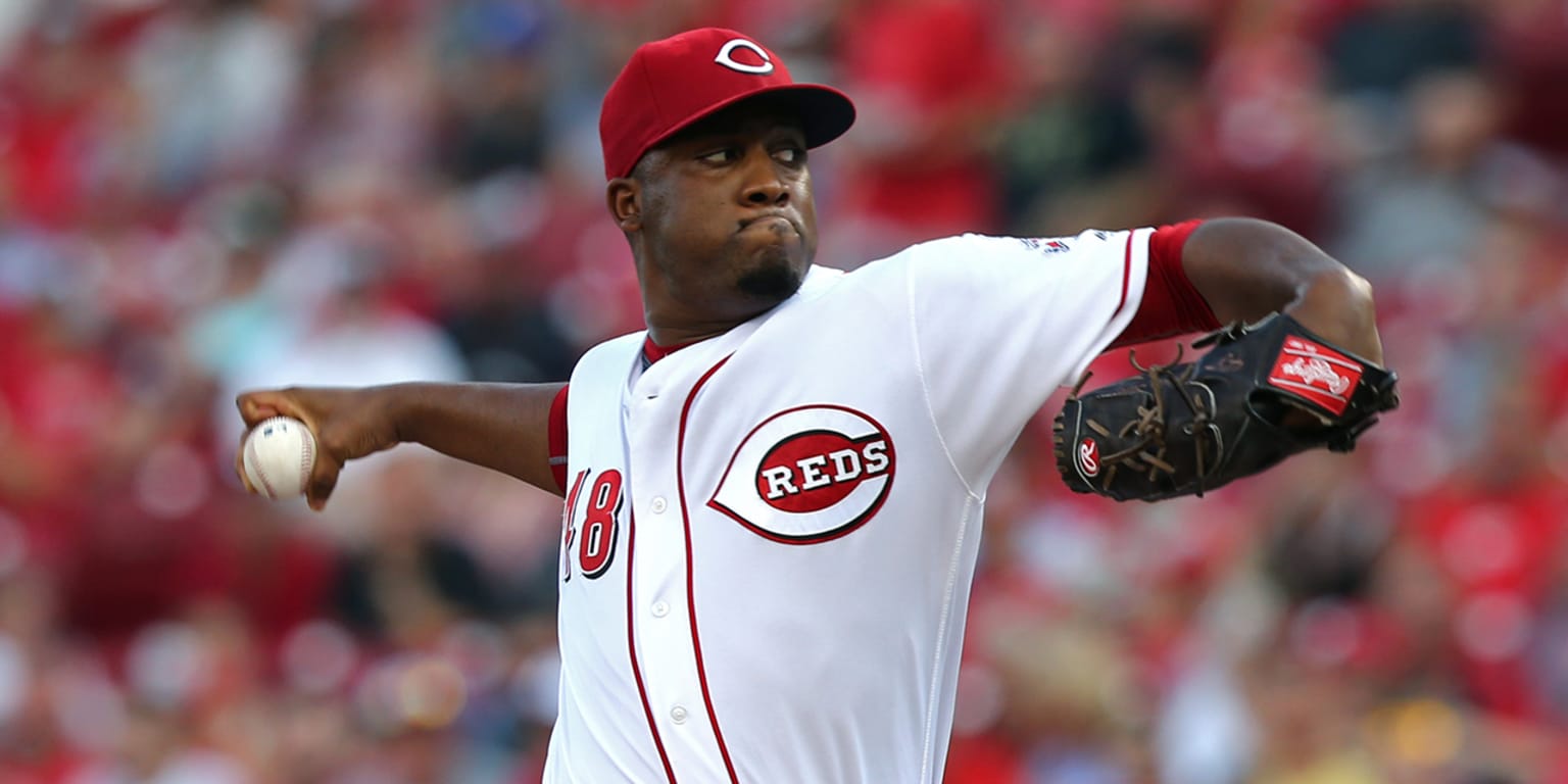 Keyvius Sampson shifting to Reds' rotation