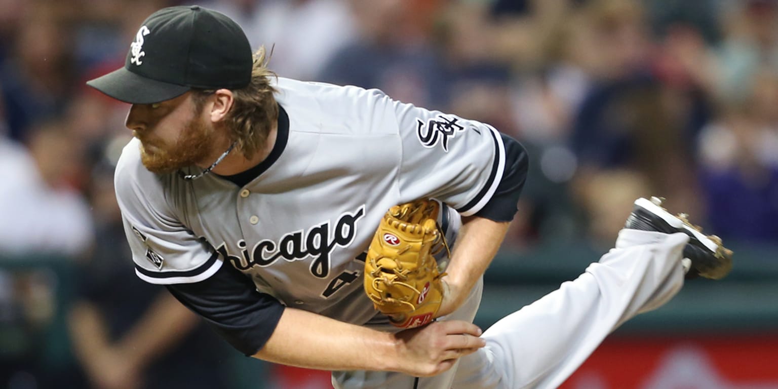 Kevan Smith, David Robertson on Daniel Webb