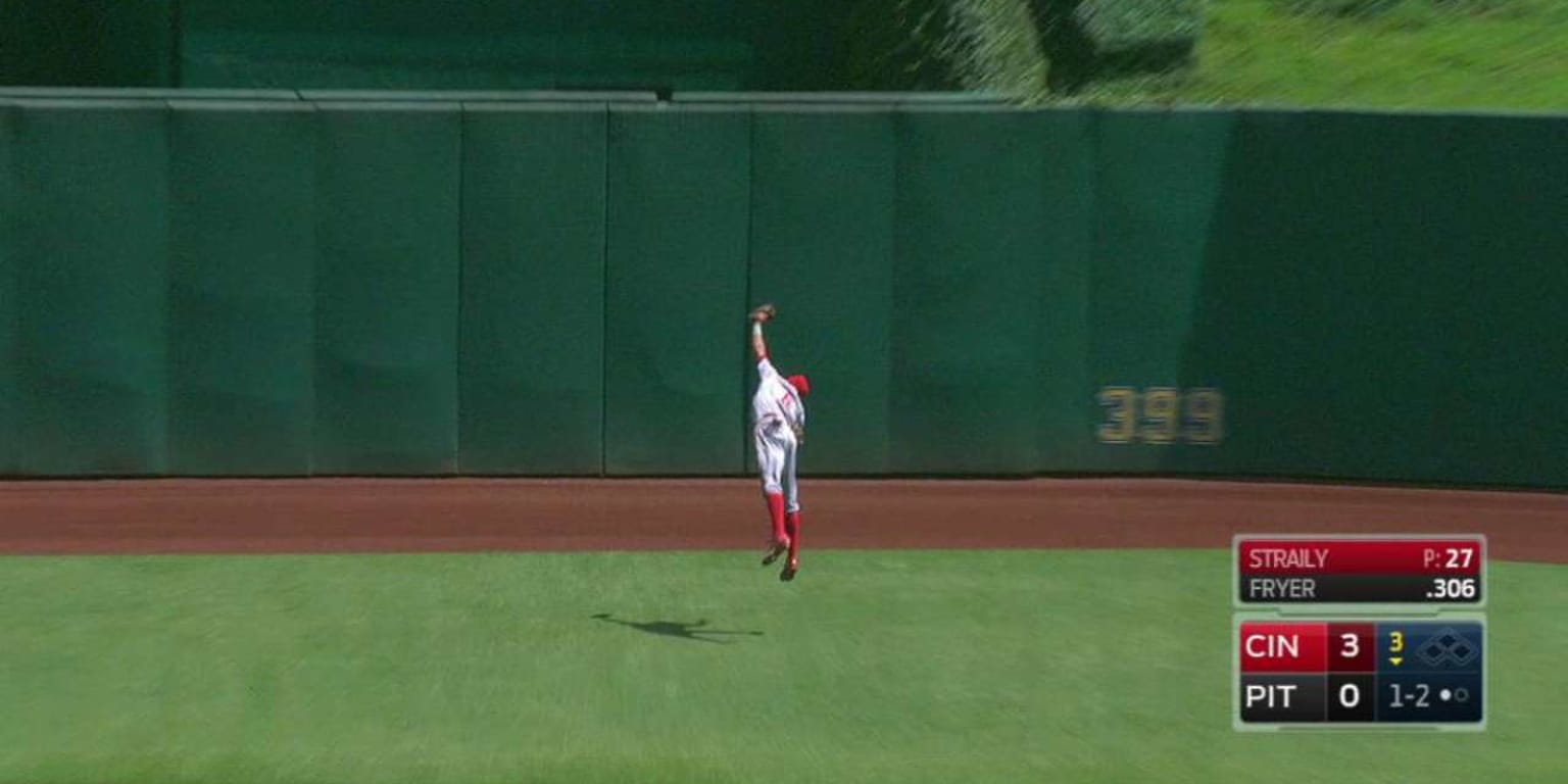 Billy Hamilton wears 'Speed Kills' cleats, proves it with amazing catch ...