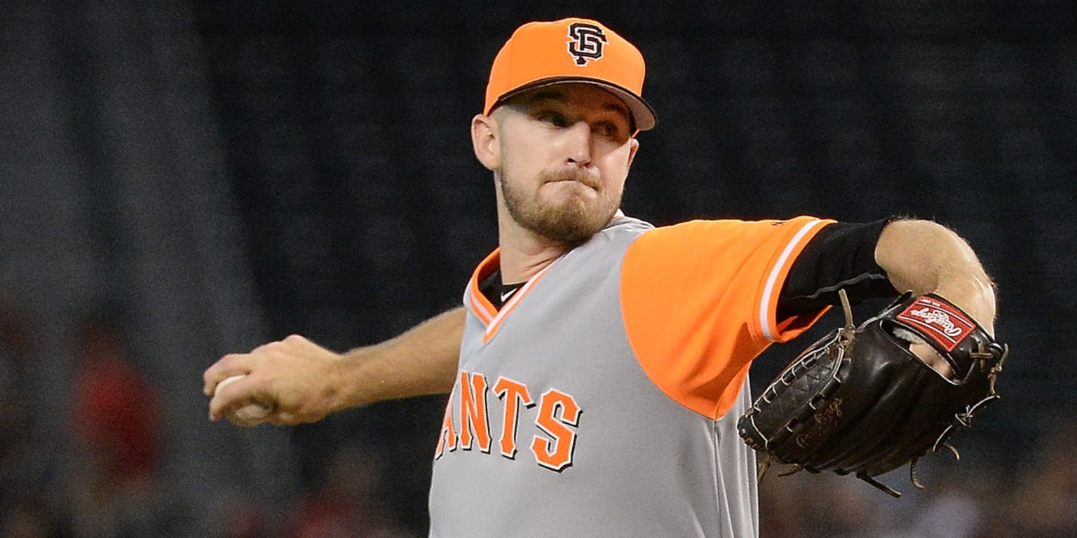 Giants' Chris Stratton dominates as starter