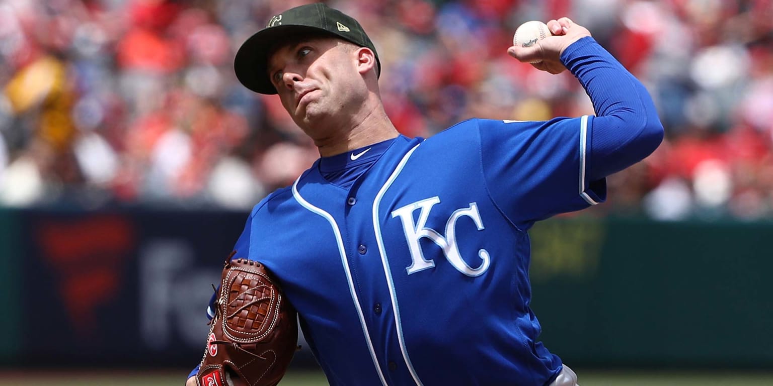 Danny Duffy earns third straight win vs. Angels