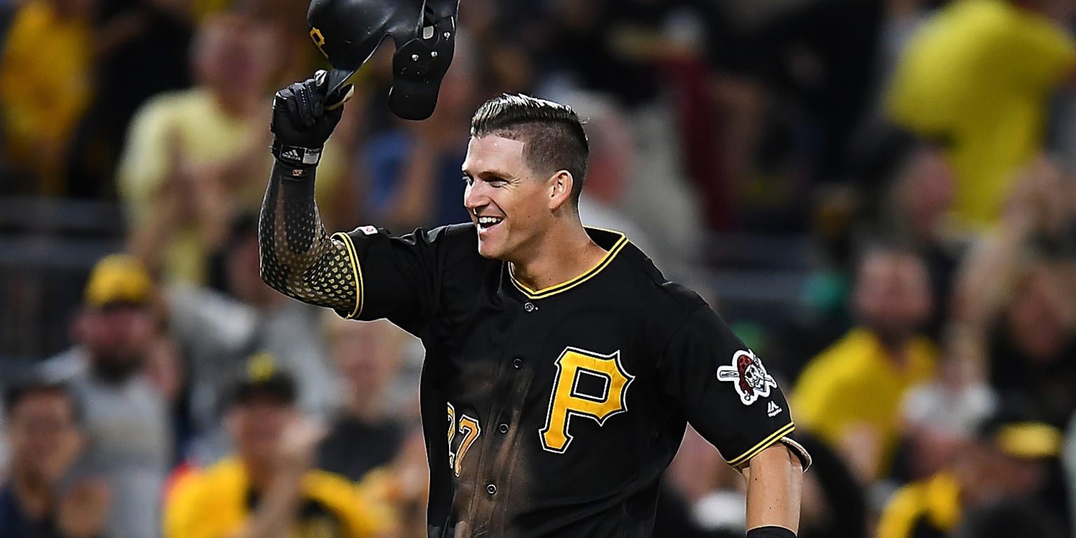 Kevin Newman walk-off homer for Pirates