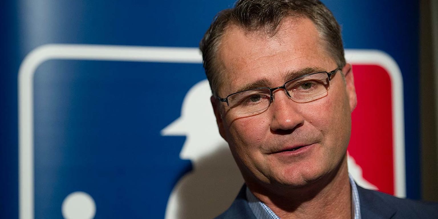 Scott Servais eyes playoffs in second year