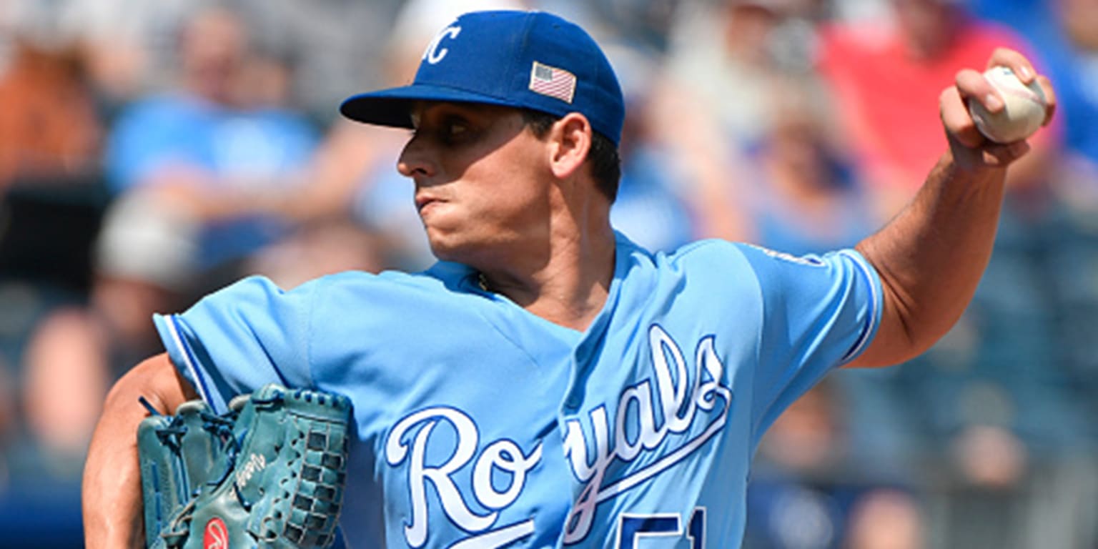 Royals' Jason Vargas holds Twins to 1 ER