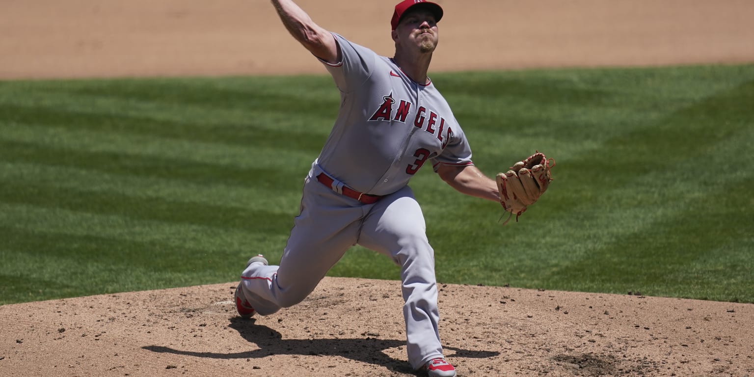 Dylan Bundy impresses in first start for Angels