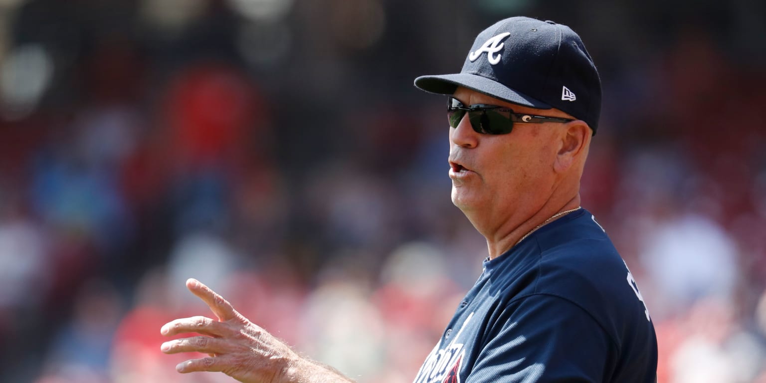 Brian Snitker moving pitchers back to 9th spot