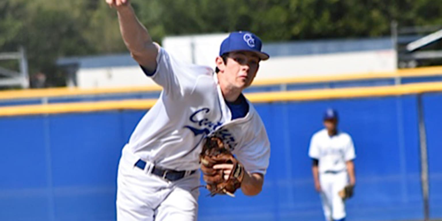 Yankees agree with 3rd-rounder Nolan Martinez