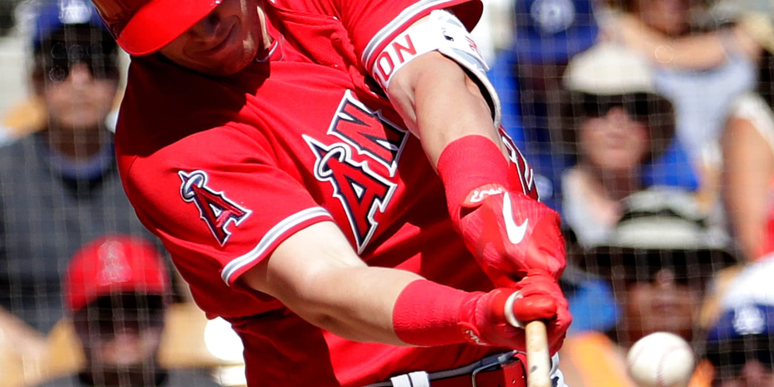 Angels' C.J. Cron, Ryan LaMarre hit homers