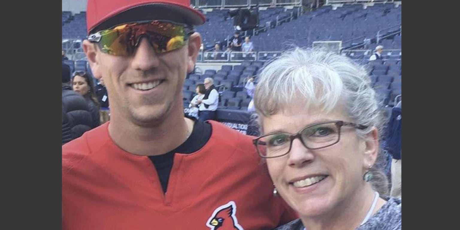 Stephen Piscotty's mother, Gretchen, dies