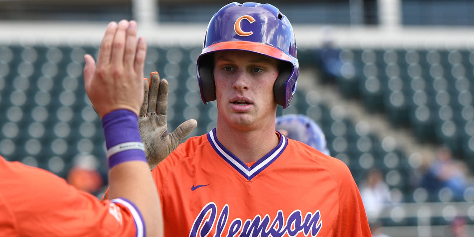 A's, Logan Davidson agree to terms