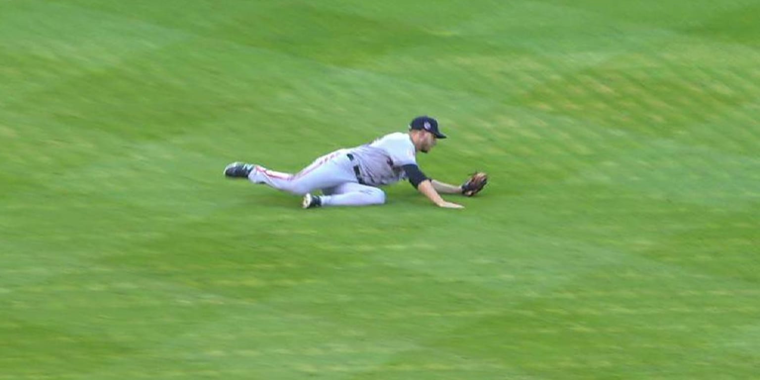Austin Slater makes 2 great plays vs. Rockies